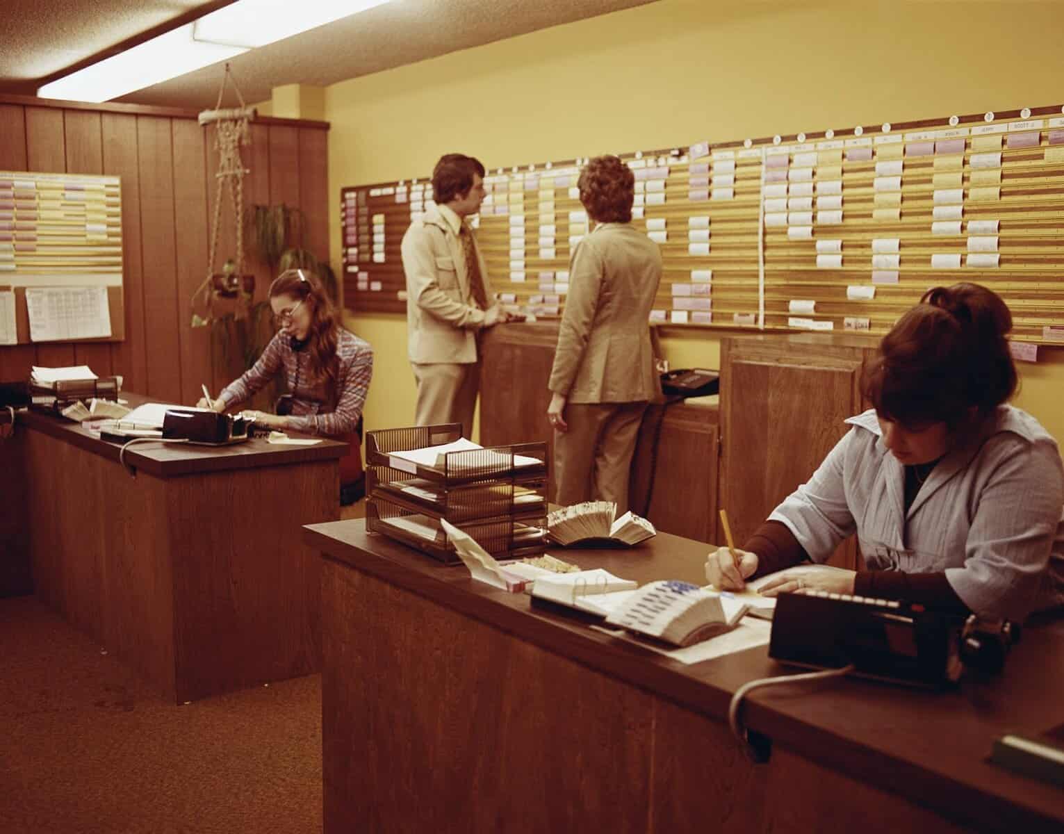 What Was High School Like in the 1970s? A Look at 1970s High Schoolers ...